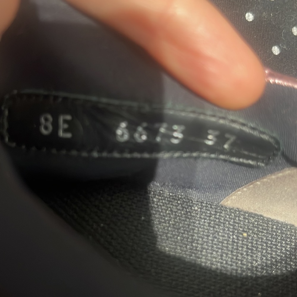 Fendi Fun Fair Logo Sneakers 100% Authentic Size 37 - Gem